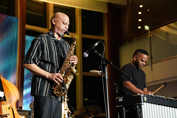 Jazz Without the Poverty: The Jazz Cruise Rides the Waves in Style Page ...
