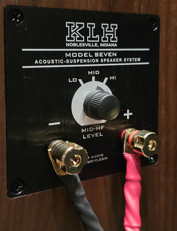 KLH Model Seven: a 13" Woofer in a Standmount, and a Design That Still ...